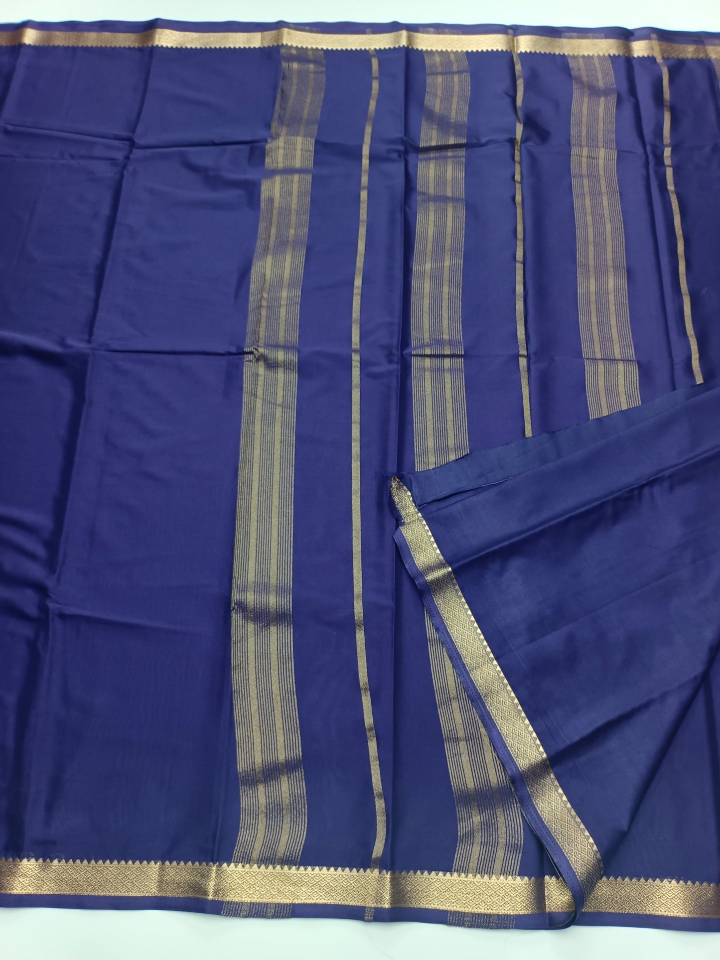 ART CREPE SAREE – B S CHANNABASAPPA & SONS